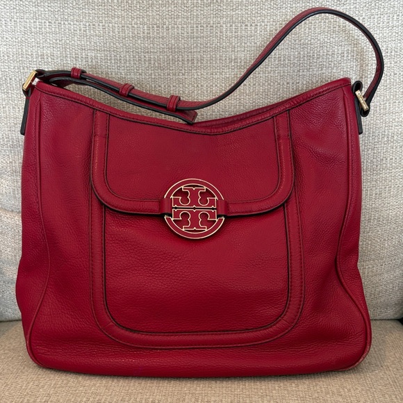 Tory Burch | Bags | Tory Burch Red Pebbled Leather Amanda Shoulder Tote ...